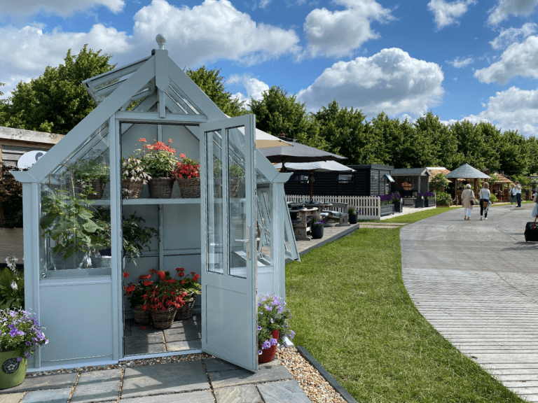New Victorian styled greenhouse work bench - greenhouse staging
